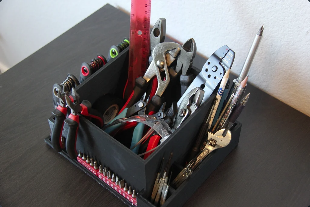 Desktop Tool Organizer - U0050370502 | Nexprint: Free 3D Model Downloads