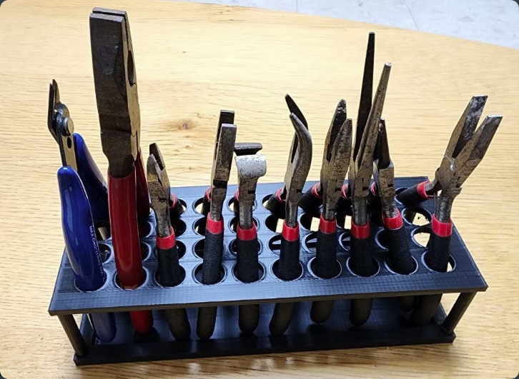 Tools Stand - U0022341370 | Nexprint: Free 3D Model Downloads